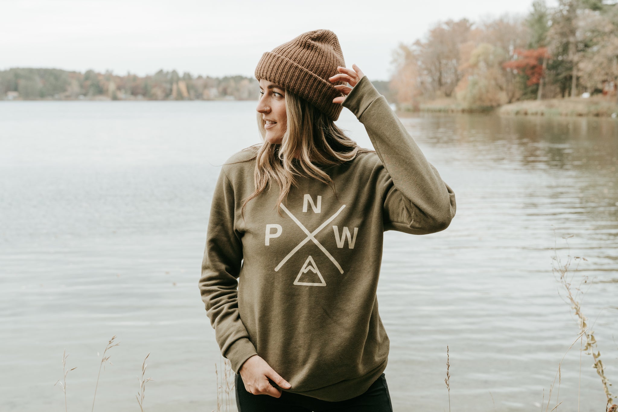 PNW Classic Pullover – Northwest Vibes Supply Co.